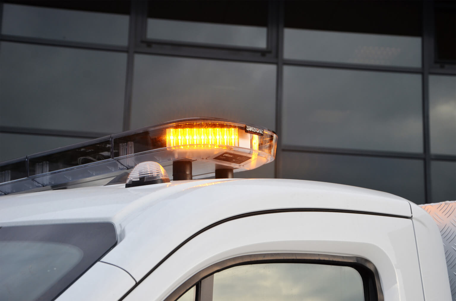 Optische signalering - Van den Born Carrosserie